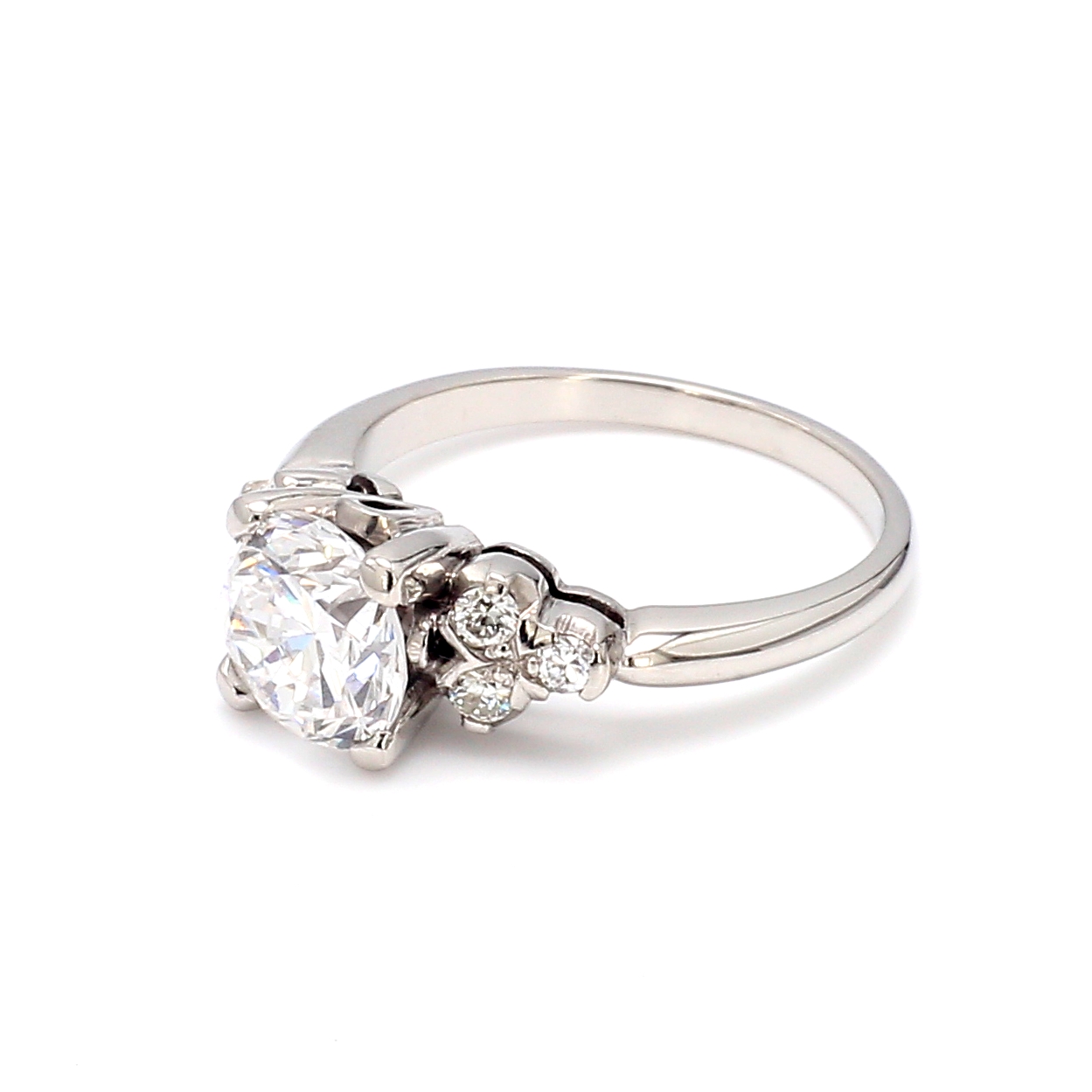 Bailey’s Estate Platinum Diamond Ring – Bailey's Fine Jewelry